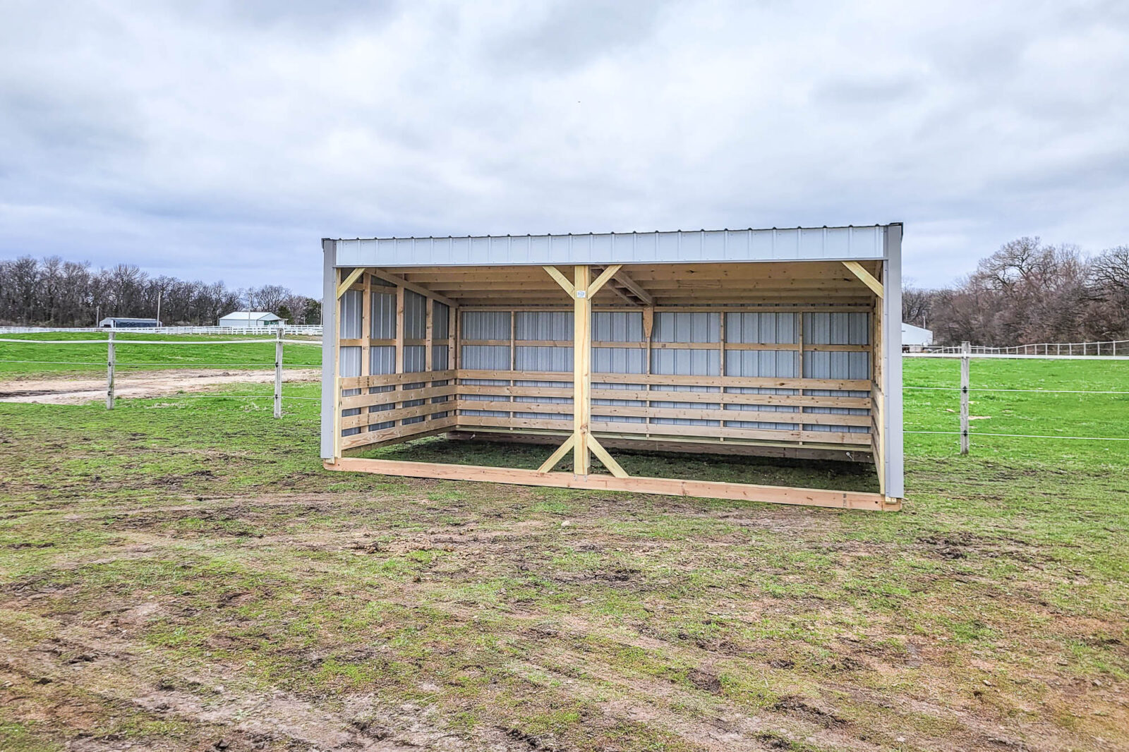 Loafing Sheds For Sheep In Iowa | Kauffman Structures
